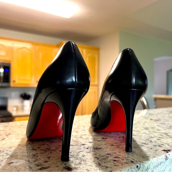 Christian Louboutin | Shoes | Christian Louboutin Red Bottom Pumps ...